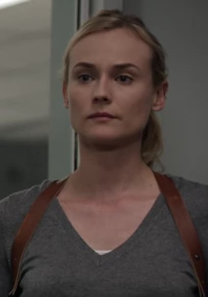 Watch The Bridge S01:E02 - Calaca - Free TV Shows | Tubi