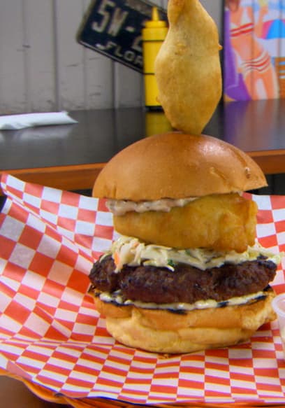 Watch You Gotta Eat Here! S03:E21 - Ben & Izzy's Deli, Rhinos, Little ...