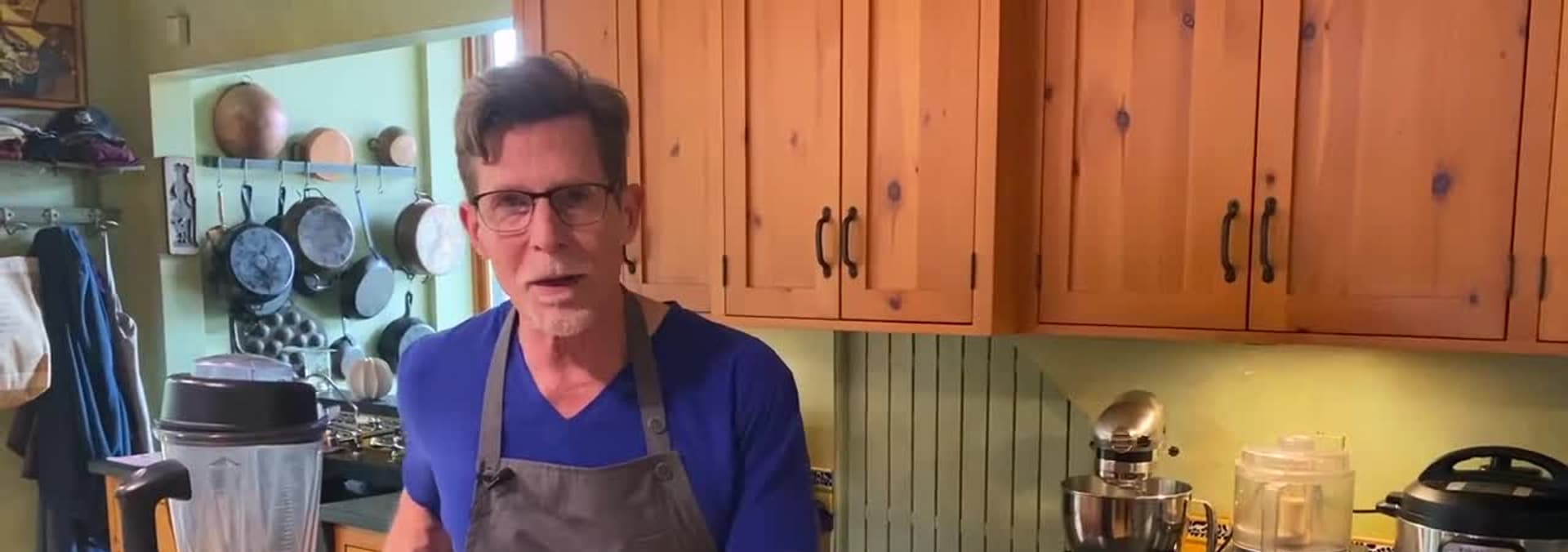 Watch Exploring Mexico's Kitchen With Rick Bayless S03:E10 - Essential ...