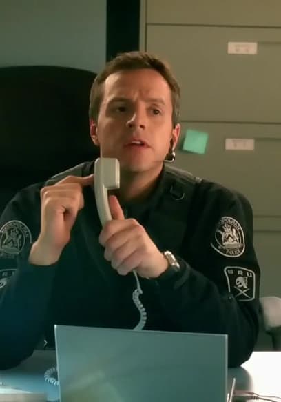 Watch Flashpoint S02:E09 - Exit Wounds - Free TV Shows | Tubi
