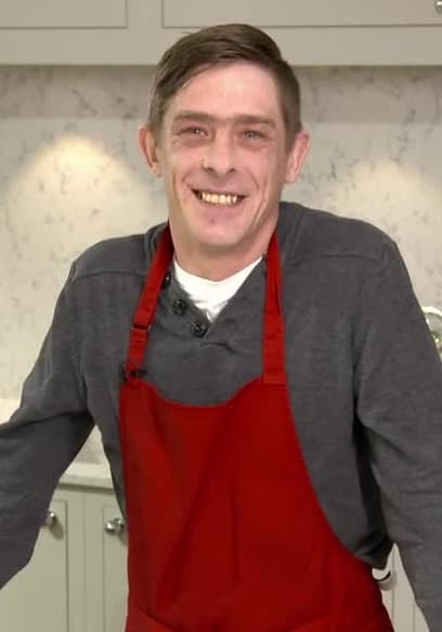 Watch Yes Chef S02:E13 - Ryan Simpson - Free TV Shows | Tubi