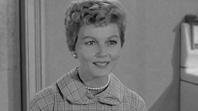 Watch Leave It to Beaver S02:E37 - Beaver the Athlete - Free TV Shows ...