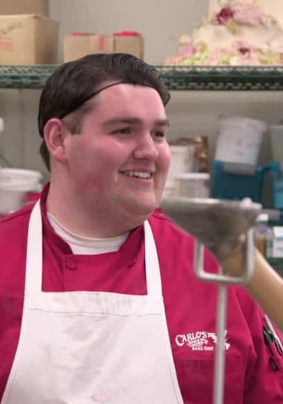Watch Cake Boss S15:E09 - Giant Tooth and Masquerade - Free TV Shows | Tubi