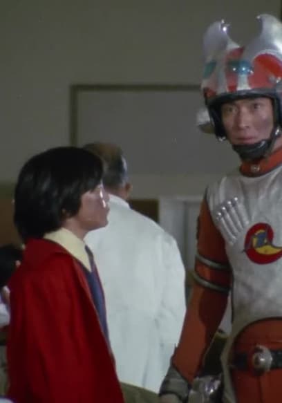 Watch Ultraman Leo S01:E40 - The Terrifying Saucer Creature Series! MAC ...