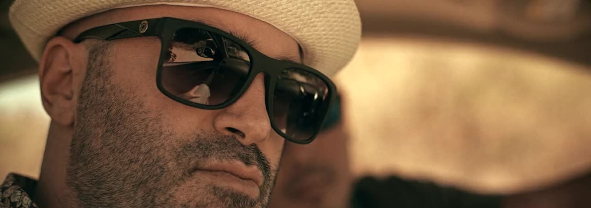 Watch Deep Undercover S01:E22 - Operation Cockfight: Underworld Gambling - Free TV Shows | Tubi