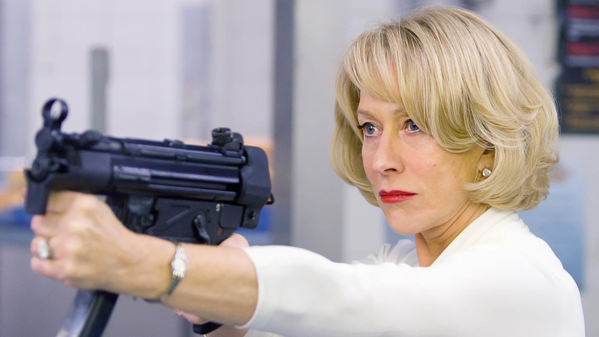 Watch RED (2010) - Free Movies | Tubi