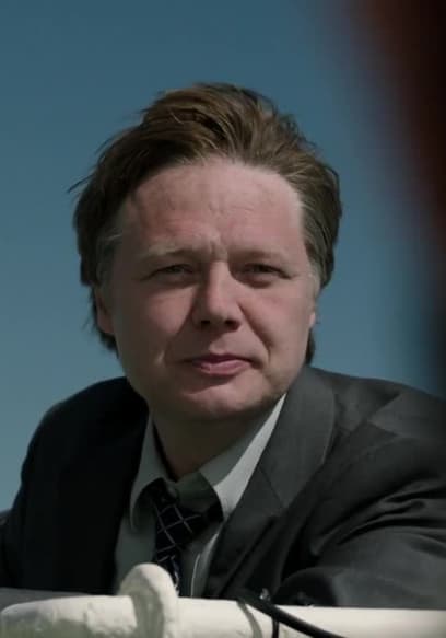 Watch Cuffs S01:E07 - Episode 7 - Free TV Shows | Tubi