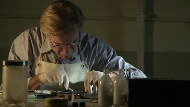 Watch Mysteries at the Museum S11:E09 - Prehistoric Meat and More ...