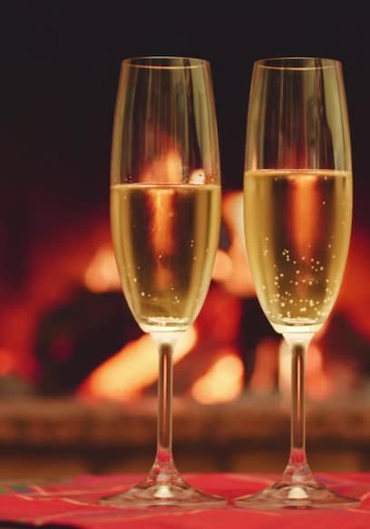 Watch Fireplace Lounge S02:E10 - Happy Valentine's Day Fireplace With ...