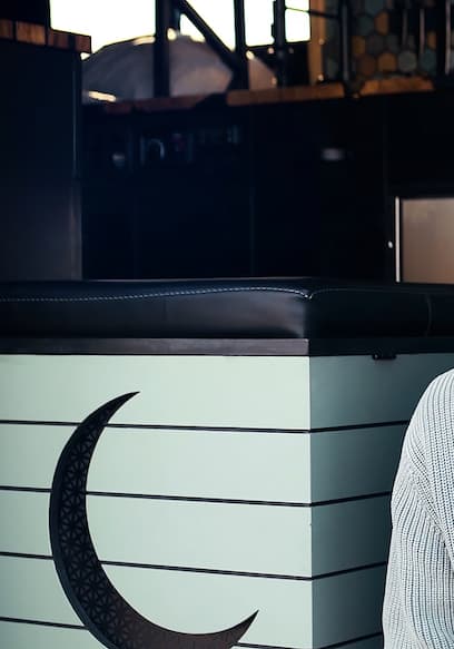 Watch Becoming Borderless S02:E07 - An Inner Journey to the Outer Banks ...