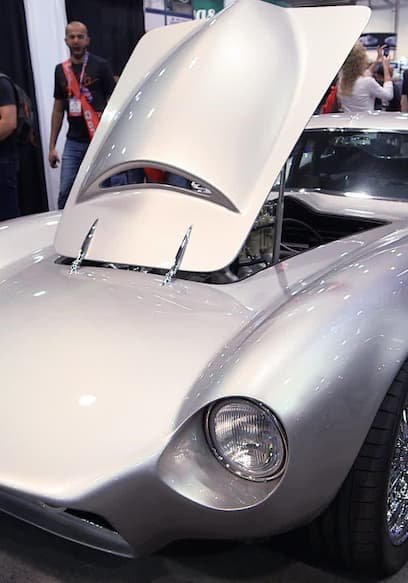 Watch Counting Cars S09:E02 - Count Down to SEMA - Free TV Shows | Tubi