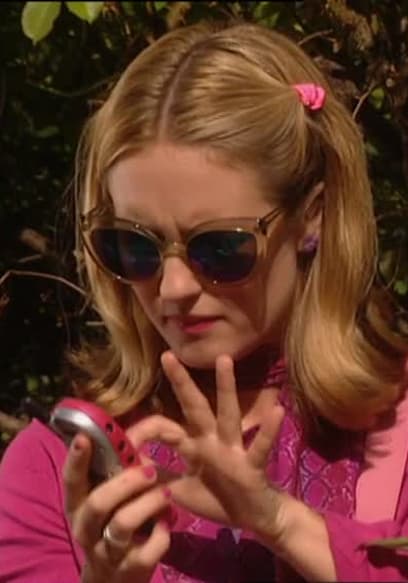 Watch Spaced S02:E06 - Dissolution - Free TV Shows | Tubi