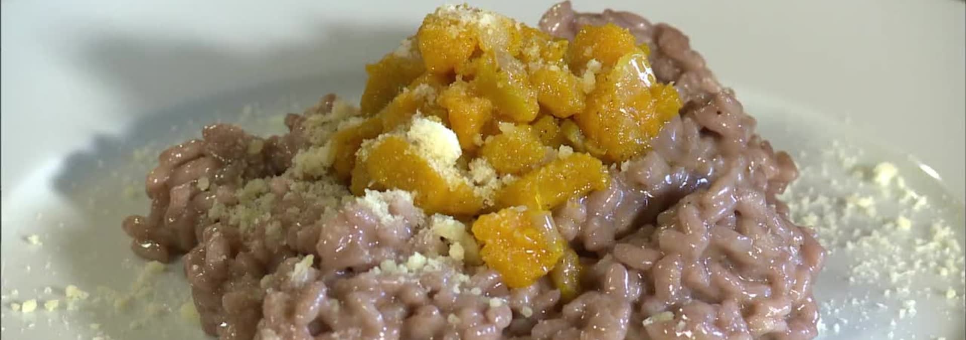 Watch Eat Drink Italy S02:E03 - Risotto, Corks, & Pomegranates - Free ...