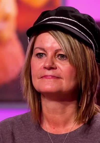 Watch Cupcake Wars S08:E06 - Ace of Cupcakes - Free TV Shows | Tubi