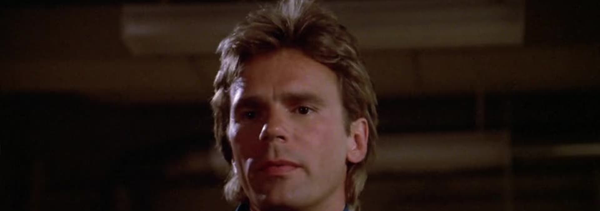 Watch MacGyver S02:E01 - The Human Factor - Free TV Shows | Tubi