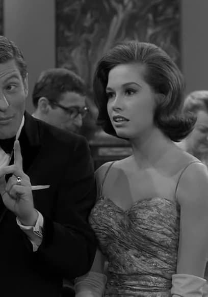 Watch The Dick Van Dyke Show S02:E25 - I'm No Henry Walden! - Free TV ...