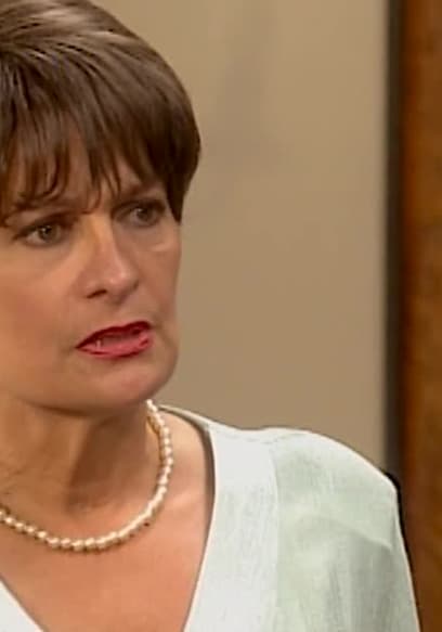 Watch Mujer secreta S01:E35 - Capítulo 35 - Free TV Shows | Tubi