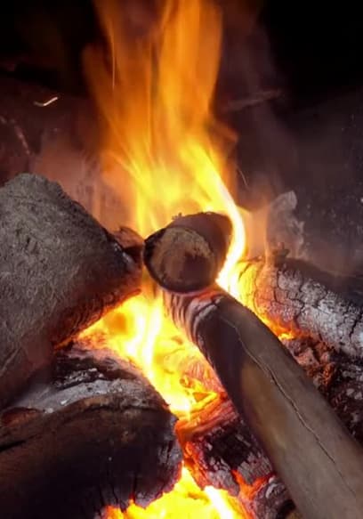 Watch Fireplace Lounge S02:E02 - Happy Halloween Fireplace With Music ...