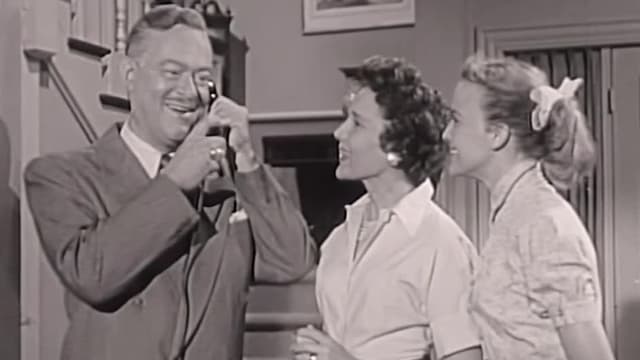 Watch Meet Corliss Archer S01:E25 - A Date for Doris - Free TV Shows | Tubi