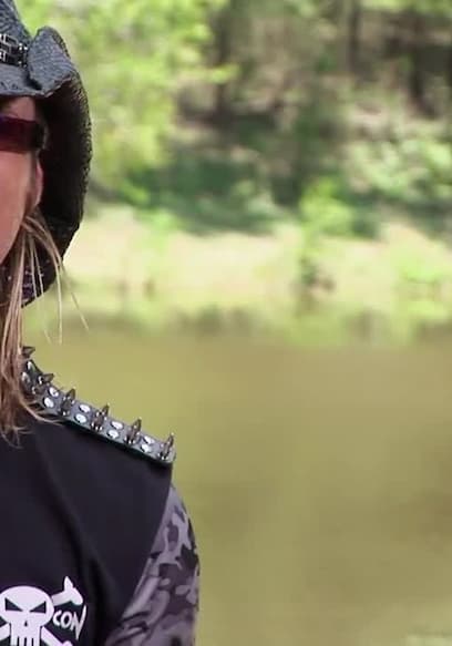 Watch Billy the Exterminator S02:E07 - Snakes in the Swamp - Free TV ...