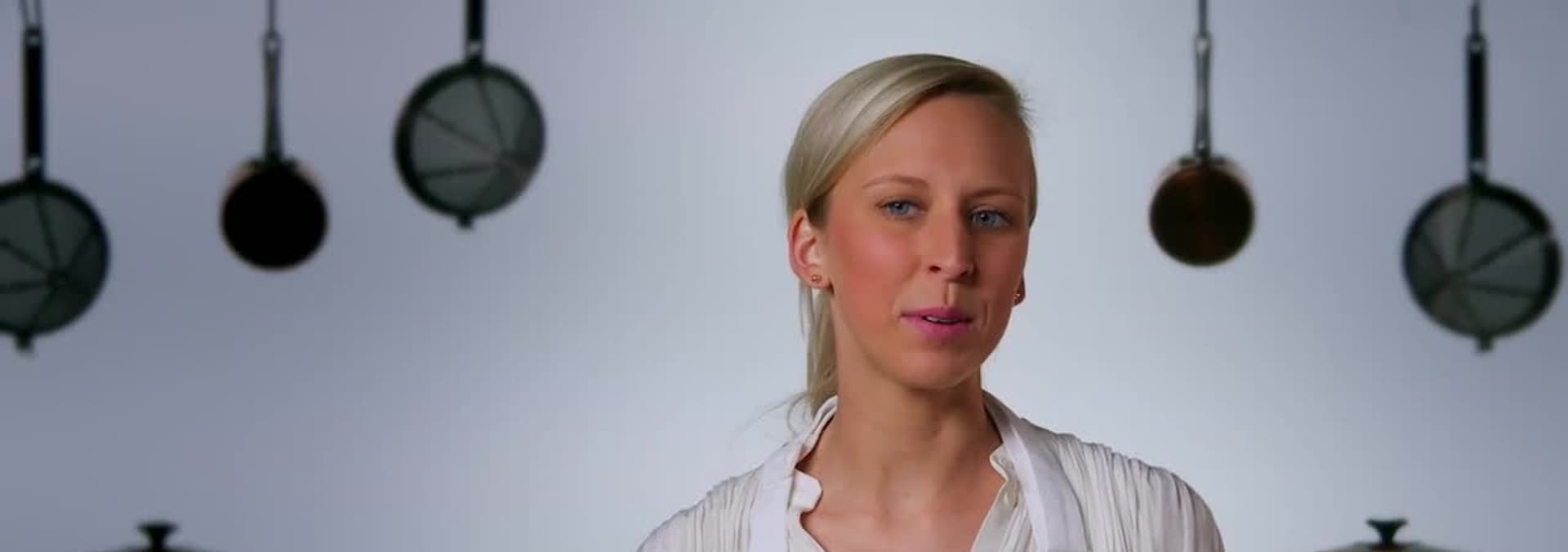 Watch MasterChef Australia S09:E62 - Masterclass 5 - Free TV Shows | Tubi