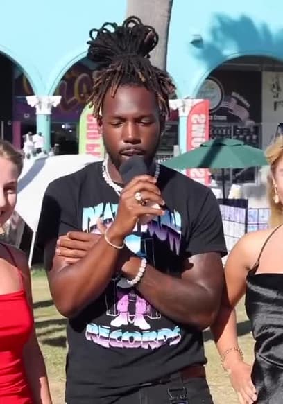 Watch iKnowAyrel S06:E05 - Caught With Random Girls? - Free TV Shows | Tubi