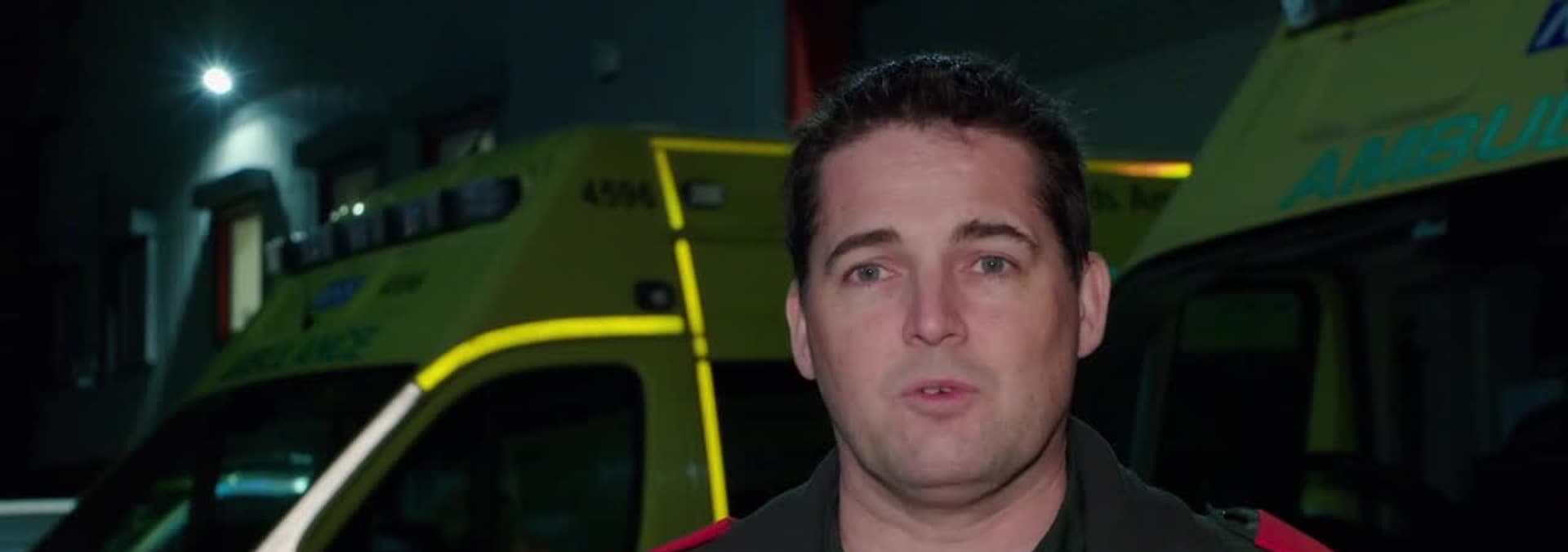 Watch Ambulance: Code Red S01:E05 - Episode 5 - Free TV Shows | Tubi