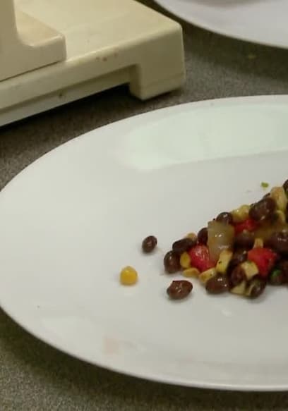 Watch Dinner Party Wars S02:E13 - Indecent Proposal - Free TV Shows | Tubi