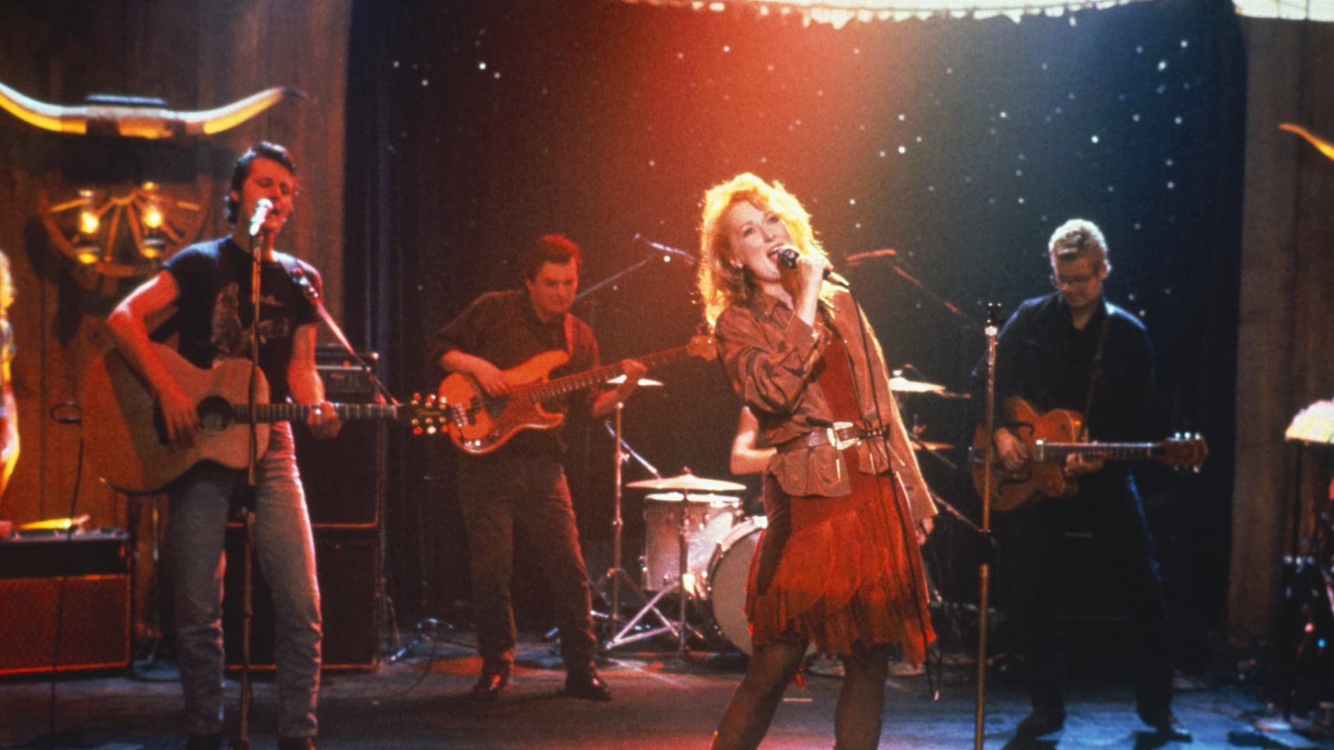 Watch Postcards From the Edge (1990) - Free Movies | Tubi