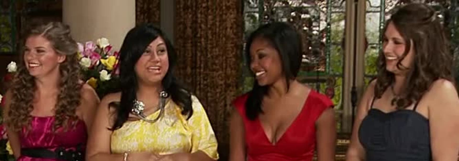 Watch Four Weddings (US) S05:E08 - And a School Bus - Free TV Shows | Tubi