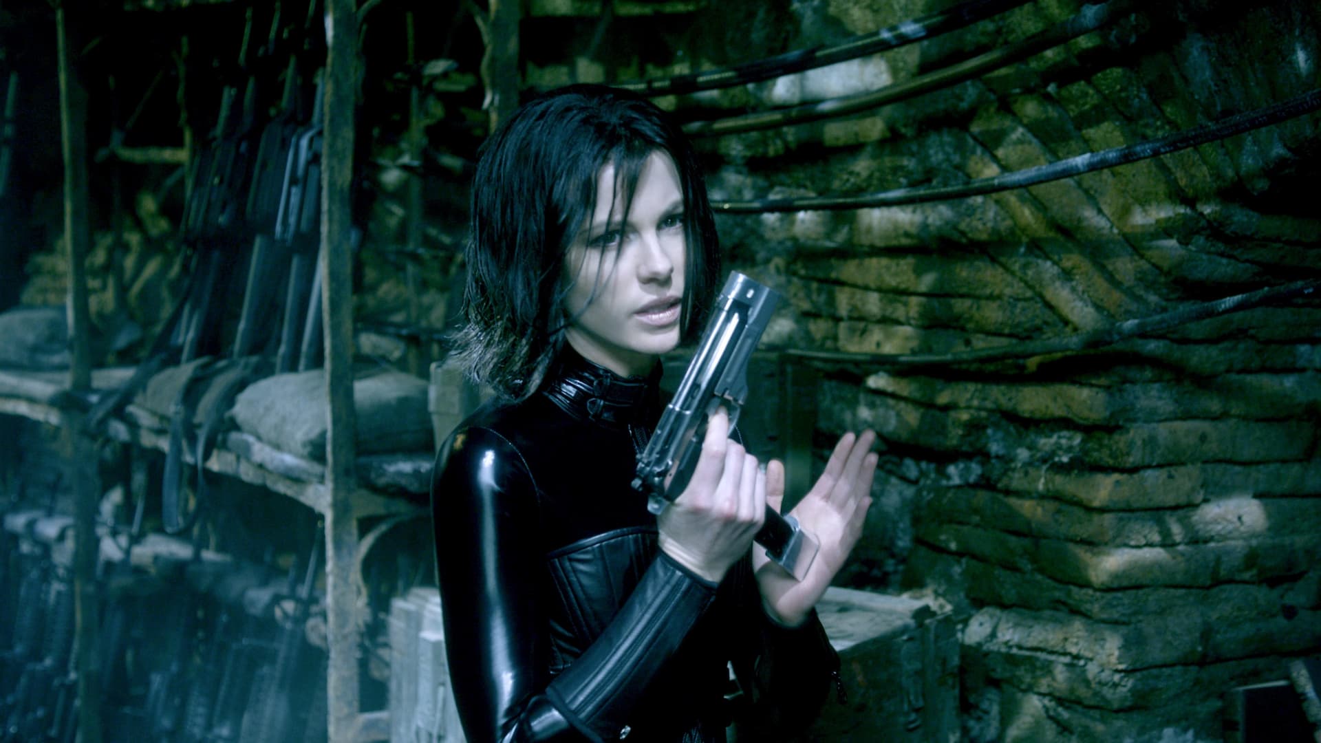 Watch Inframundo: El Despertar (Doblado) (2012) - Free Movies | Tubi