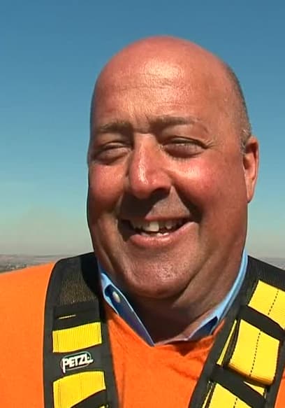Watch Andrew Zimmern's Bizarre World S01:E01 - Sneak Preview - Free TV ...