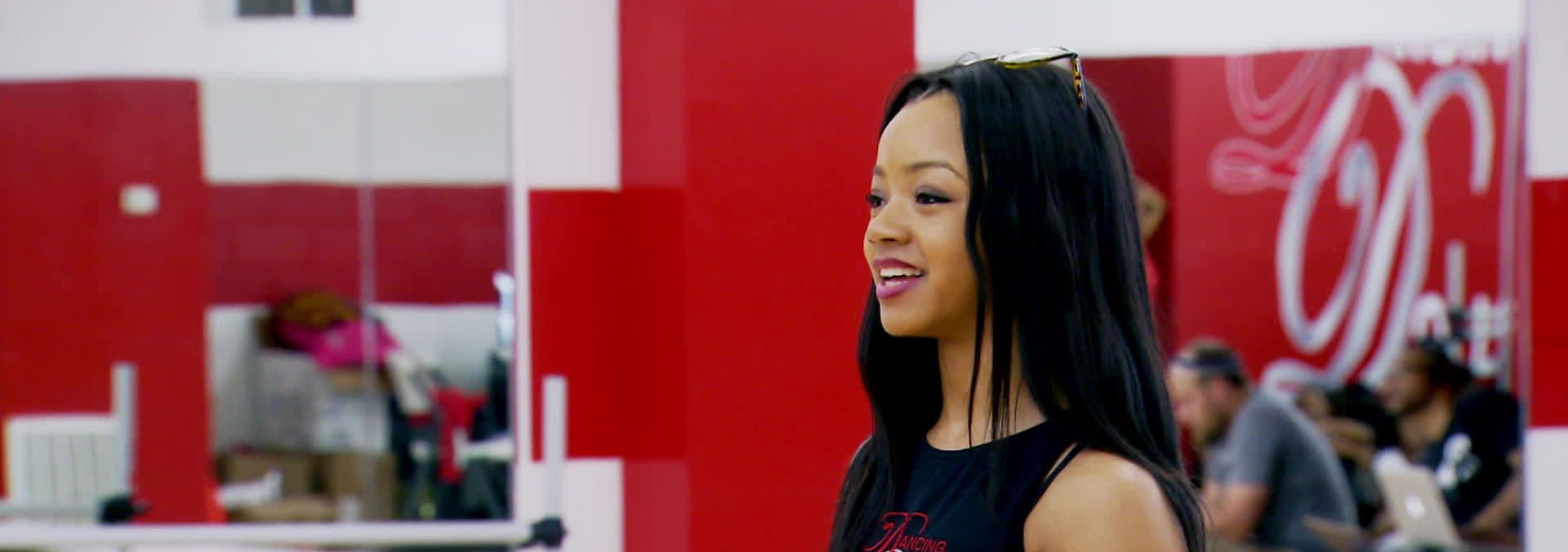 Watch Bring It S04:E97 - Battle Breakdown: Rumble in the Jungle - Free ...