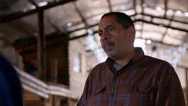 Watch Finding Escobar's Millions S02:E04 - Pablo's Inner Circle - Free ...