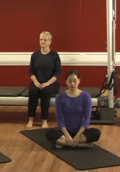 Watch Upside Down Pilates S01:E07 - Rotating Your Rotator Cuff - Free ...