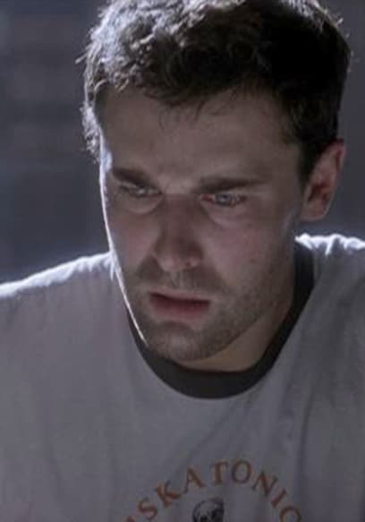 Watch Masters of Horror S01:E02 - Dreams In The Witch House - Free TV ...