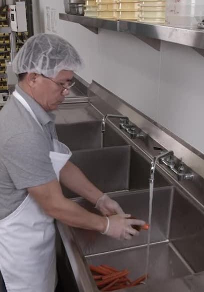 Watch How It's Made S22:E02 - Nuno Felt and Kimchi - Free TV Shows | Tubi