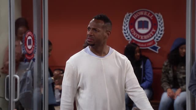 Watch Marlon S02:E07 - Homecoming - Free TV Shows | Tubi