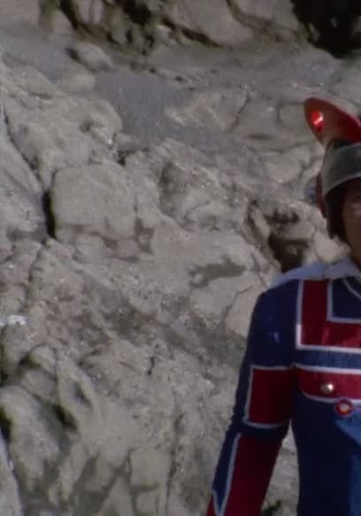 Watch Ultraman Taro S01:E33 - Five Seconds Until the Big Explosion of ...