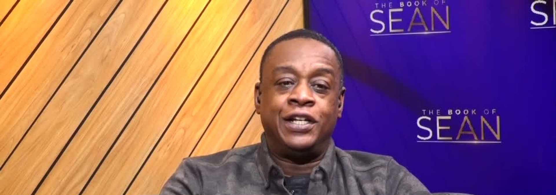 Watch The Book of Sean S04:E05 - We Love Feature Friday! - Free TV ...