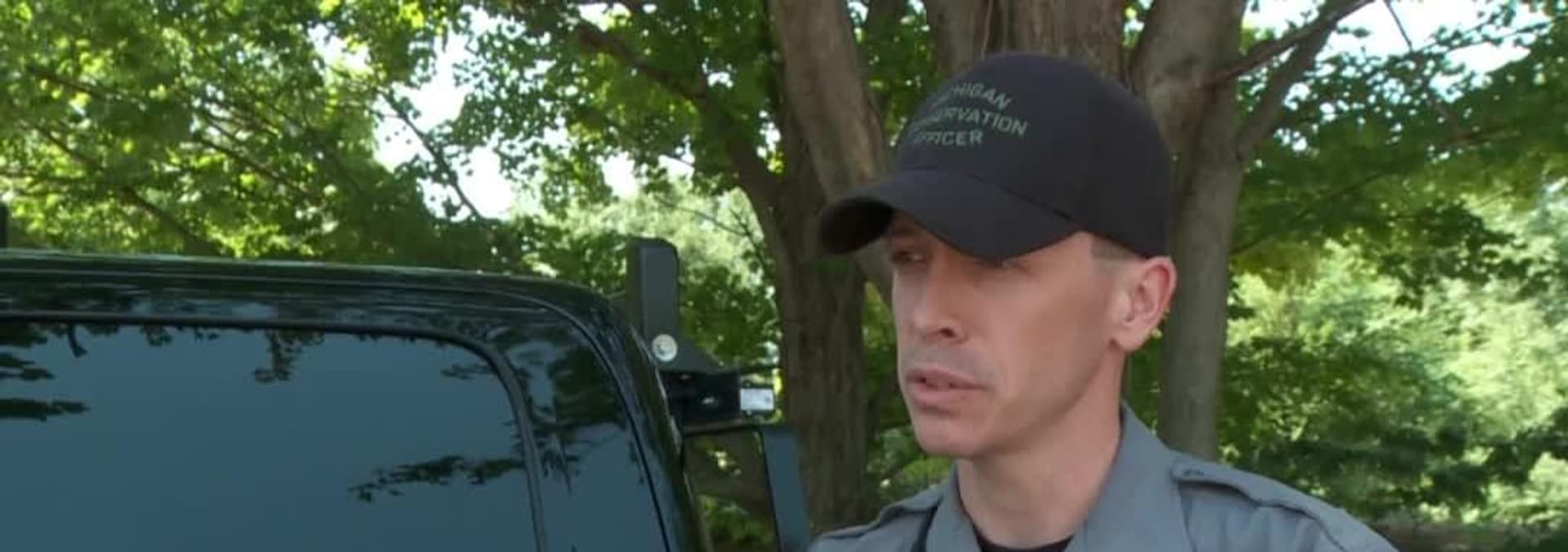 Watch Wardens S08:E13 - Man-Made Fires - Free TV Shows | Tubi