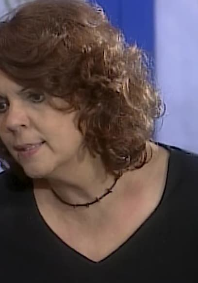 Watch Mujer secreta S01:E107 - Capítulo 107 - Free TV Shows | Tubi