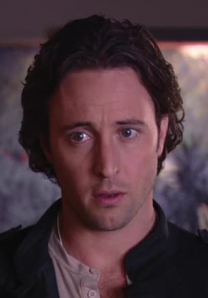 Watch Moonlight S01:E01 - No Such Thing as Vampires - Free TV Shows | Tubi