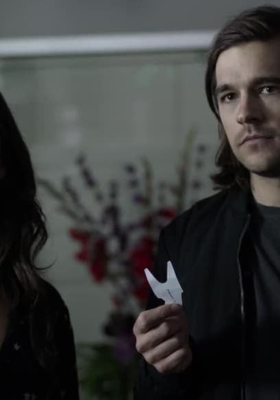 Watch The Magicians S02:E11 - The Rattening - Free TV Shows | Tubi