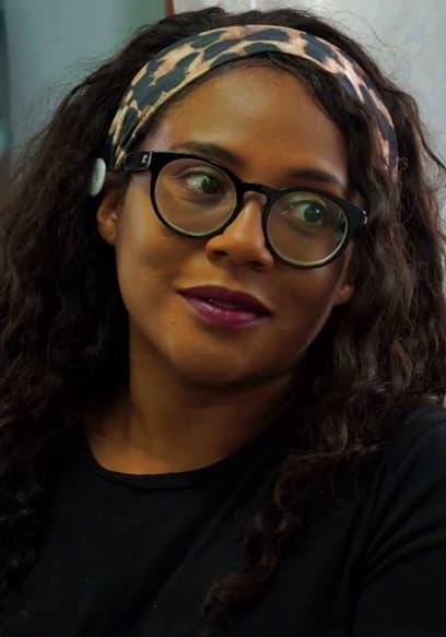 Watch The Expats: International Ingrams S02:E04 - Food, Friends, and ...