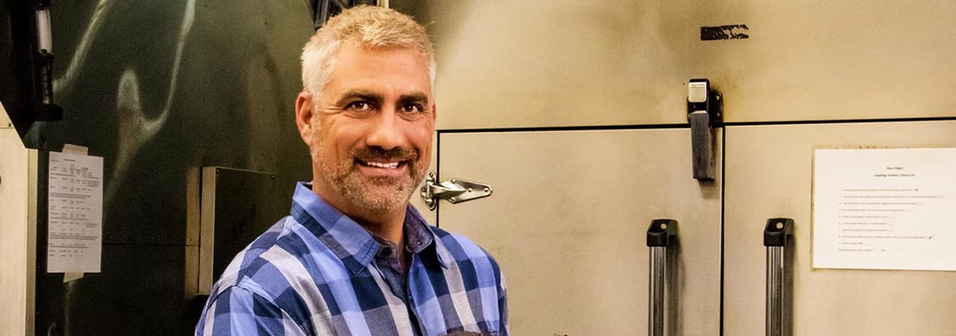 Watch State Plate S03:E05 - Kansas - Free TV Shows | Tubi