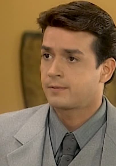 Watch Mujer secreta S01:E96 - Capítulo 96 - Free TV Shows | Tubi