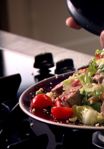 Watch Gordon Ramsay's Ultimate Cookery Course S01:E02 - Cooking Chilli ...