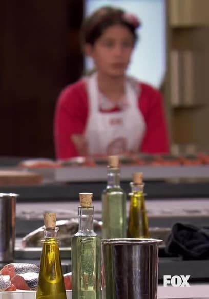 Watch MasterChef Junior S08:E12 - Junior Edition: Alexander in a Box ...