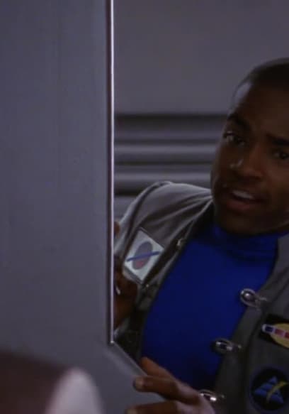 Watch Power Rangers in Space S06:E21 - Red With Envy - Free TV Shows | Tubi